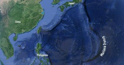 Mariana Trench effects of convergent plate boundaries